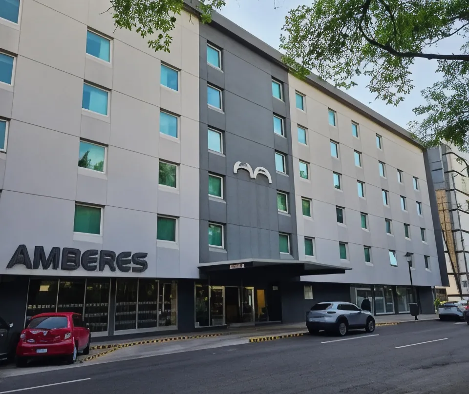 Hotel Amberes De Queretaro - Querétaro