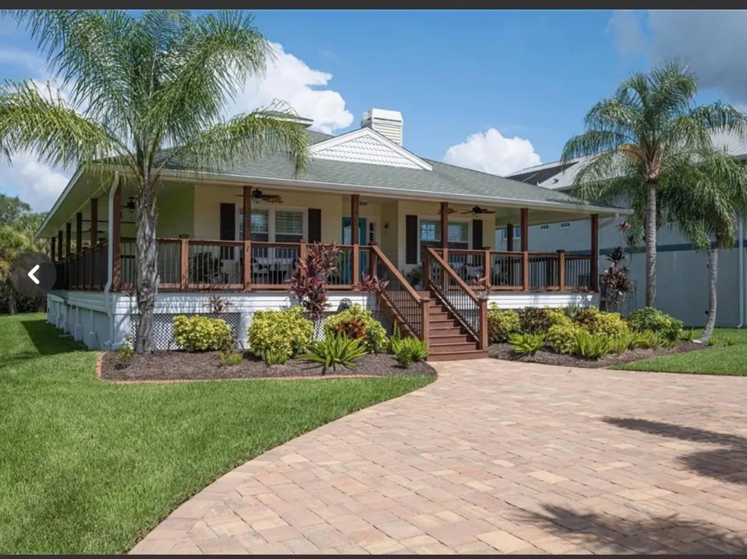 Waterfront Key West Style Home - Ellenton
