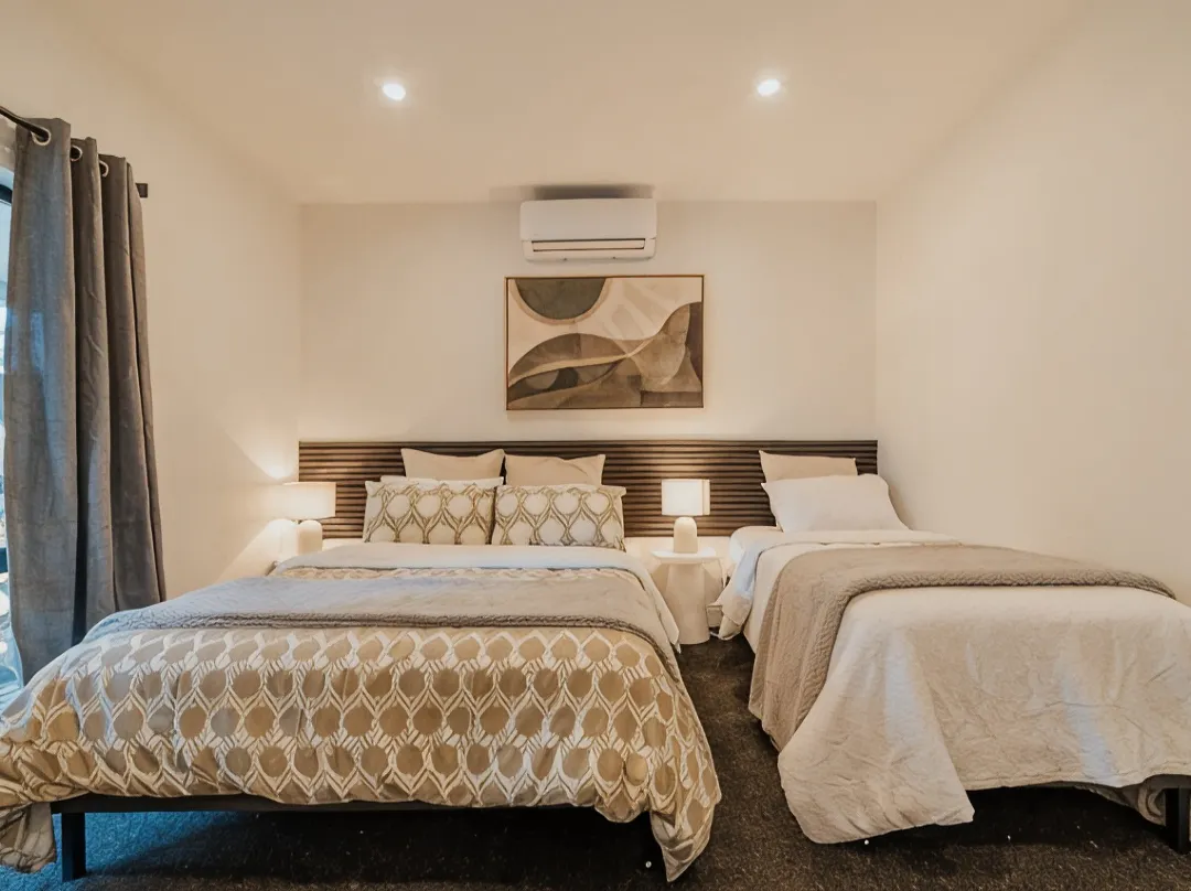 Galaxy 3br Modern Home With Fireplace Outdoor Spa - Lake Tekapo