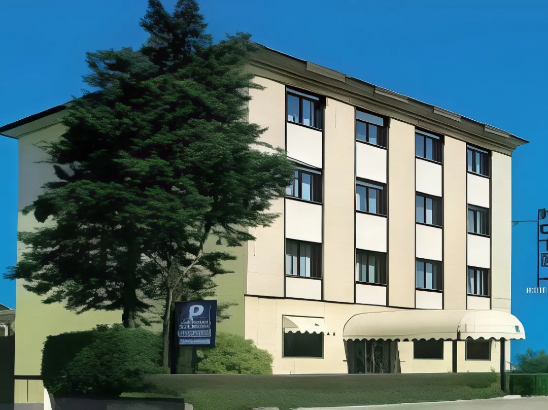 Hotel La Pace Sas - Turin