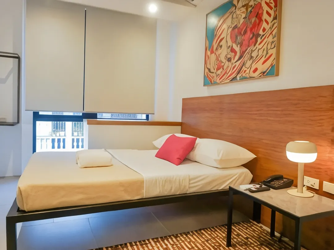 Cayco House By Hotel Durban - Makati