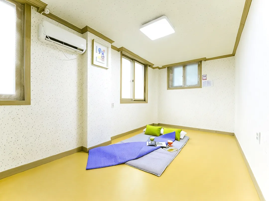 Jeonju Nangman Sidai Guesthouse - Hostel - 전주시