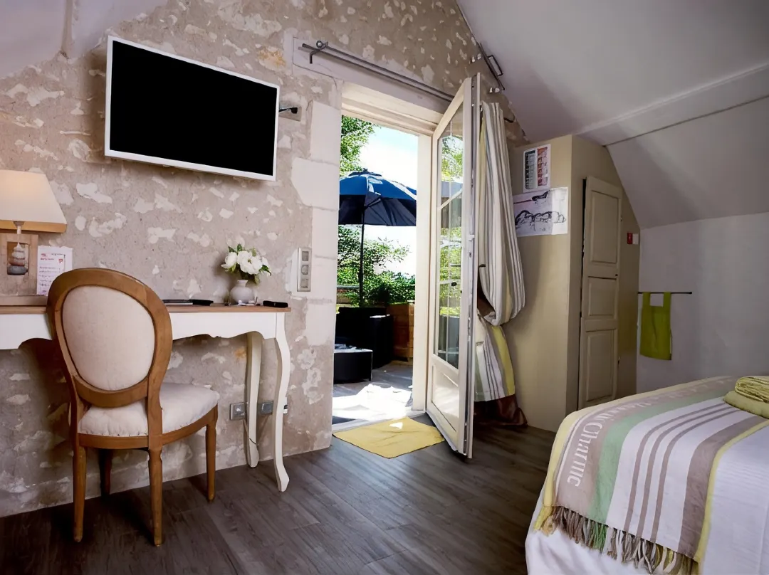 Logis Hôtel Troglododo - Indre-et-Loire
