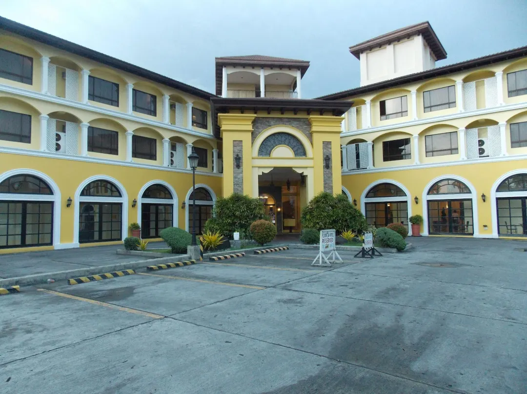 Planta Centro Bacolod Hotel & Residences - Bacolod