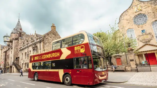 Edinburgh: Big Bus Hop-On, Hop-Off Tour by Open-Top Bus | Trip.com