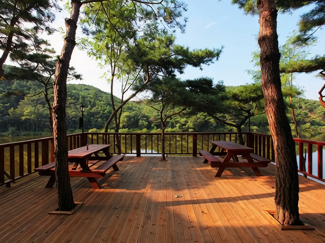 Gyeongju Lakeside Waltz Pension - 慶州市