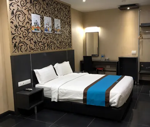 Nine Days Hotel - Batam