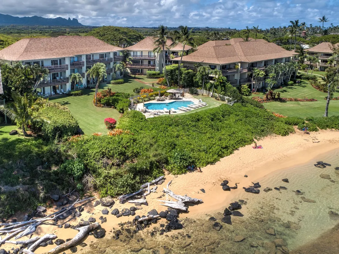 Spacious Lanai And Modern Comforts - Serene Oceanview Retreat - Kapaa, HI