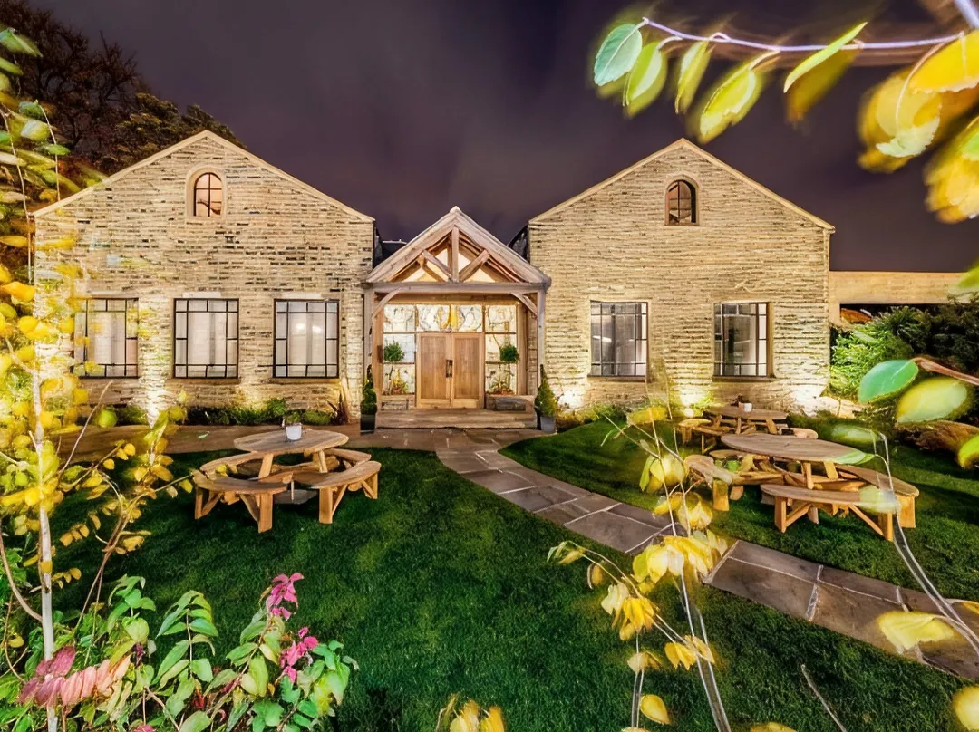 Manor House Lindley - Yorkshire