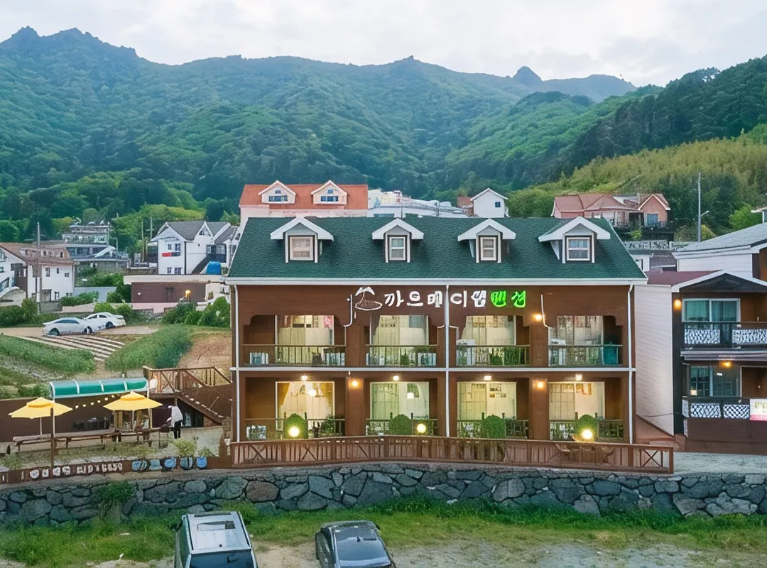 Geoje Carpe Diem Pension - Tongyeong-si