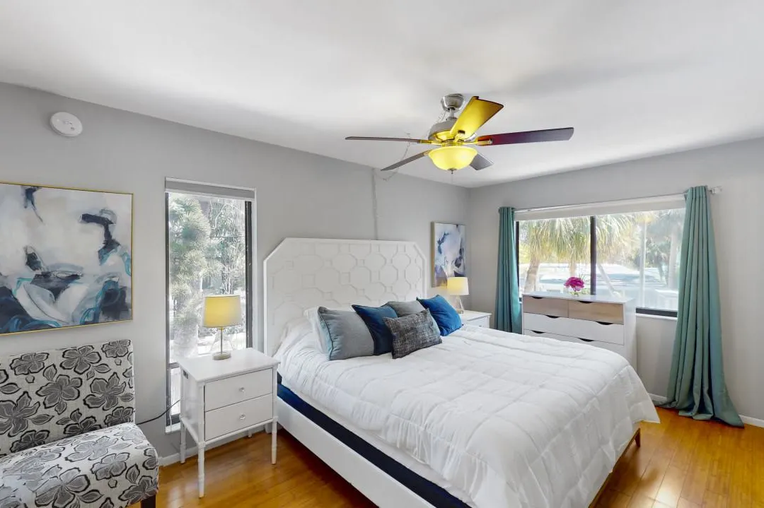 Charming Oasis - Decks, Wifi, Grills, Tranquil Retreat - Siesta Key