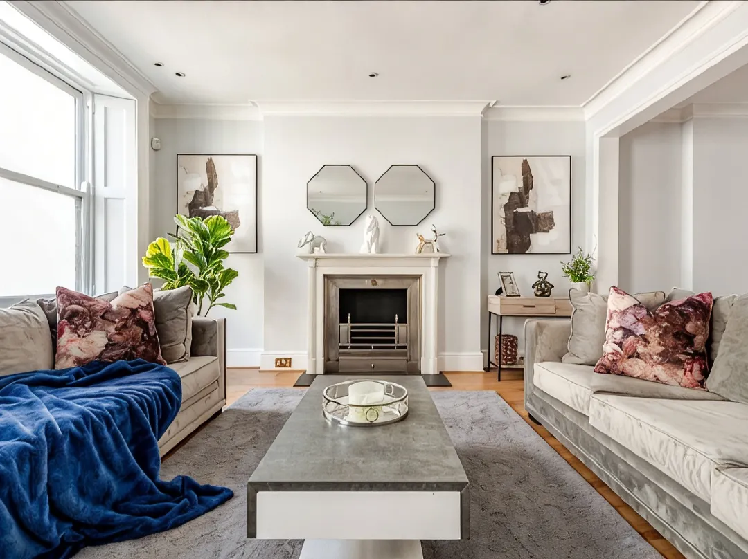 The Sovereign State Mansion - Chelsea