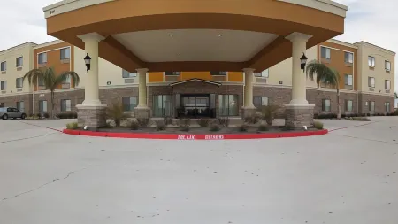 Days Inn & Suites by Wyndham Houston / West Energy Corridor Reviews ...