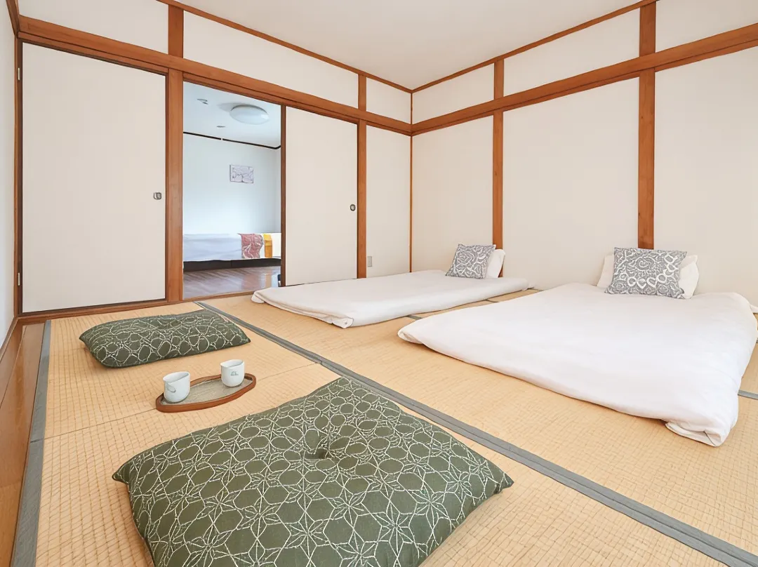 2 Stories Japanese Hse Shin Osaka, Near Park & Sta - Osaka