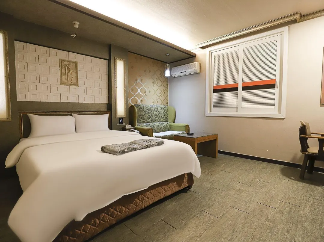 Tiffany Self Check-in Hotel - Cheongju-si