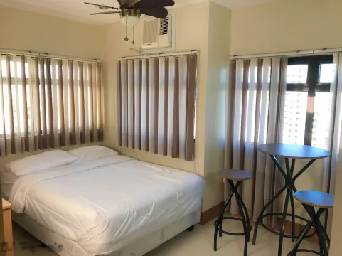 2 Bedroom Condo At Midpoint Residences With City View - Cebu City