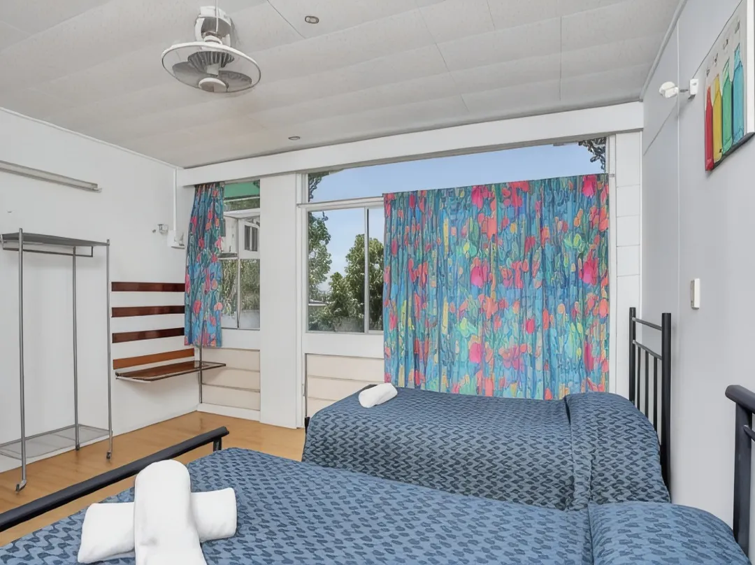 Caravella Backpackers - Cairns