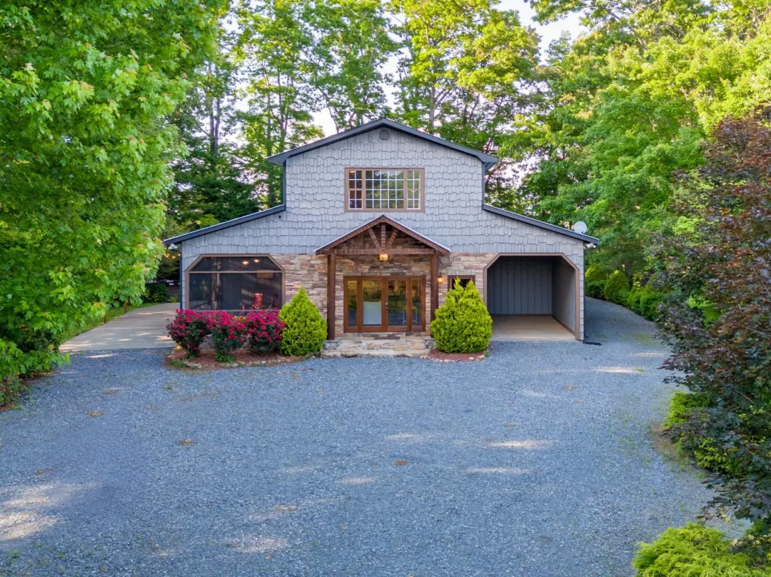 Luxurious Getaway With Pool And Hot Tub - Exquisite Country Retreat - Blue Ridge, GA