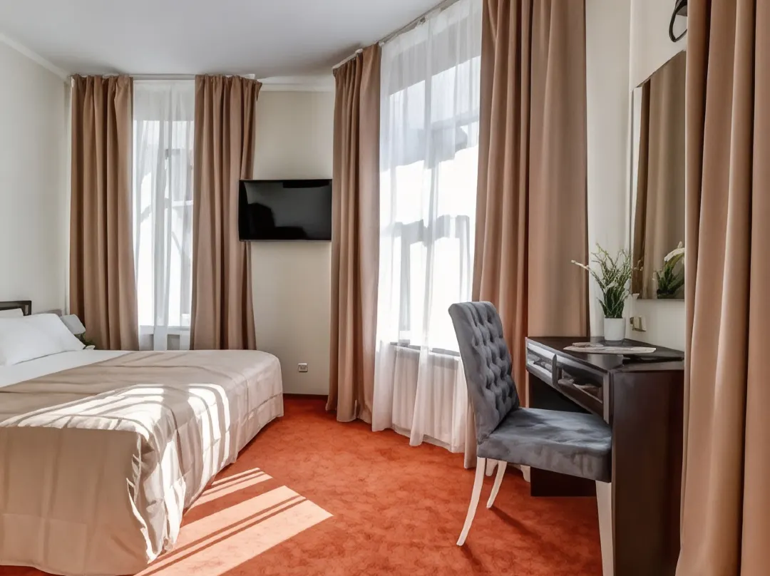 Solo Na Bolshom Prospekte - Saint-Pétersbourg