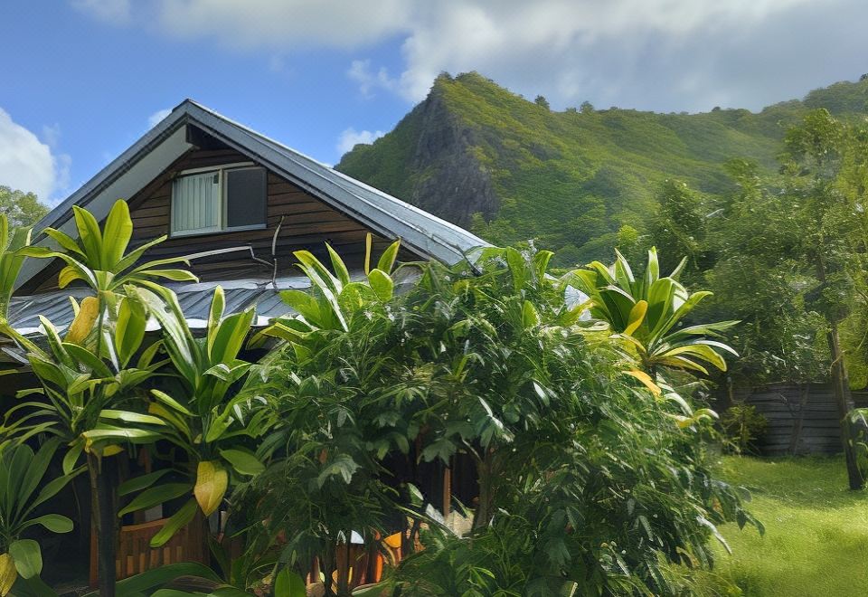 Temae Beach House, Te'avaro - Photos, Reviews, Deals | Trip.com