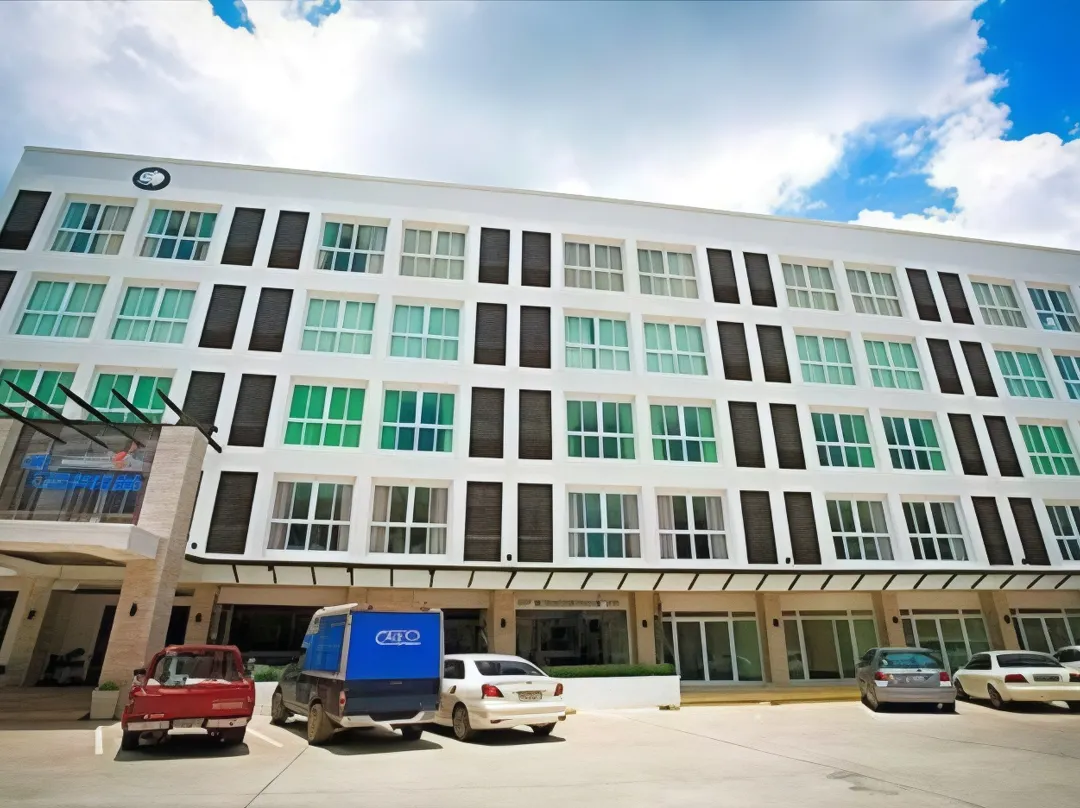 The Capital Hotel - Roi Et