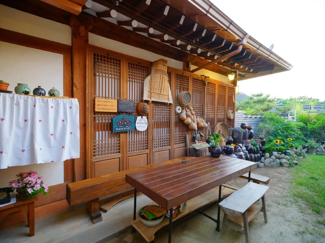Jeonjuhanog Baggane - Halinteugga, Hanogmaeul Jungsim, Hanboghalin - Jeonju-si