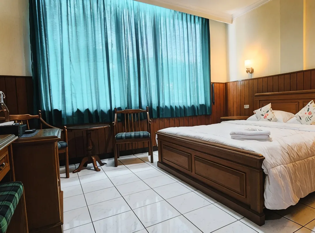 Vhaya Inn Hotel - Bandung