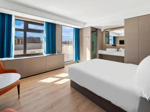 Ly New York Hotel - The Bronx, NY