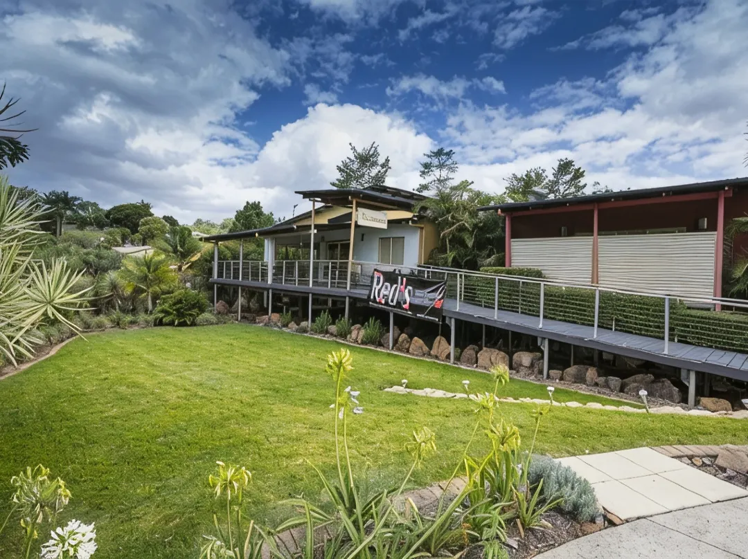 Red Bridge Motor Inn - Sunshine Coast