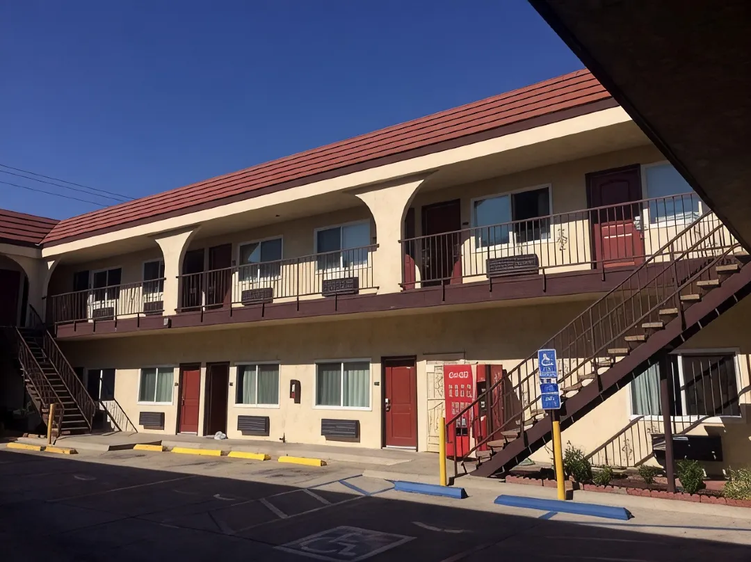 Hyland Inn Long Beach - Long Beach, CA