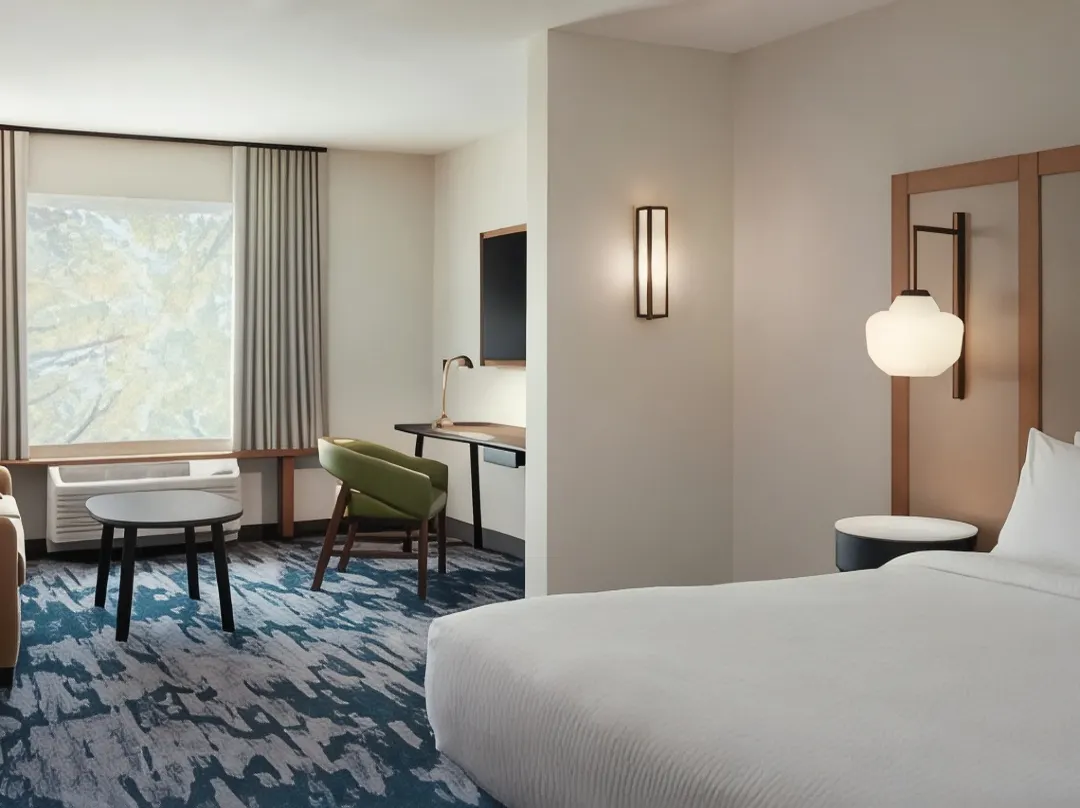 Fairfield Inn & Suites Alpharetta Avalon Area - Alpharetta, GA