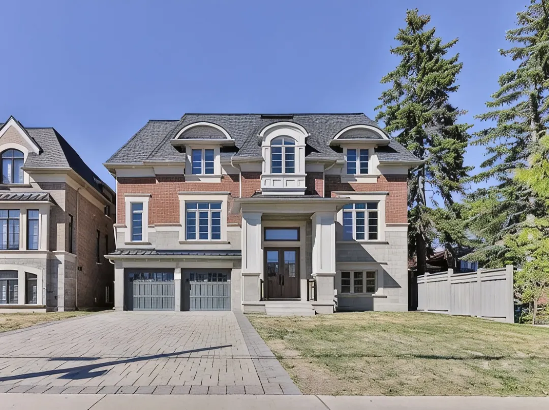 Modern. Bright. Brand New Central North York Home - ヴォーン