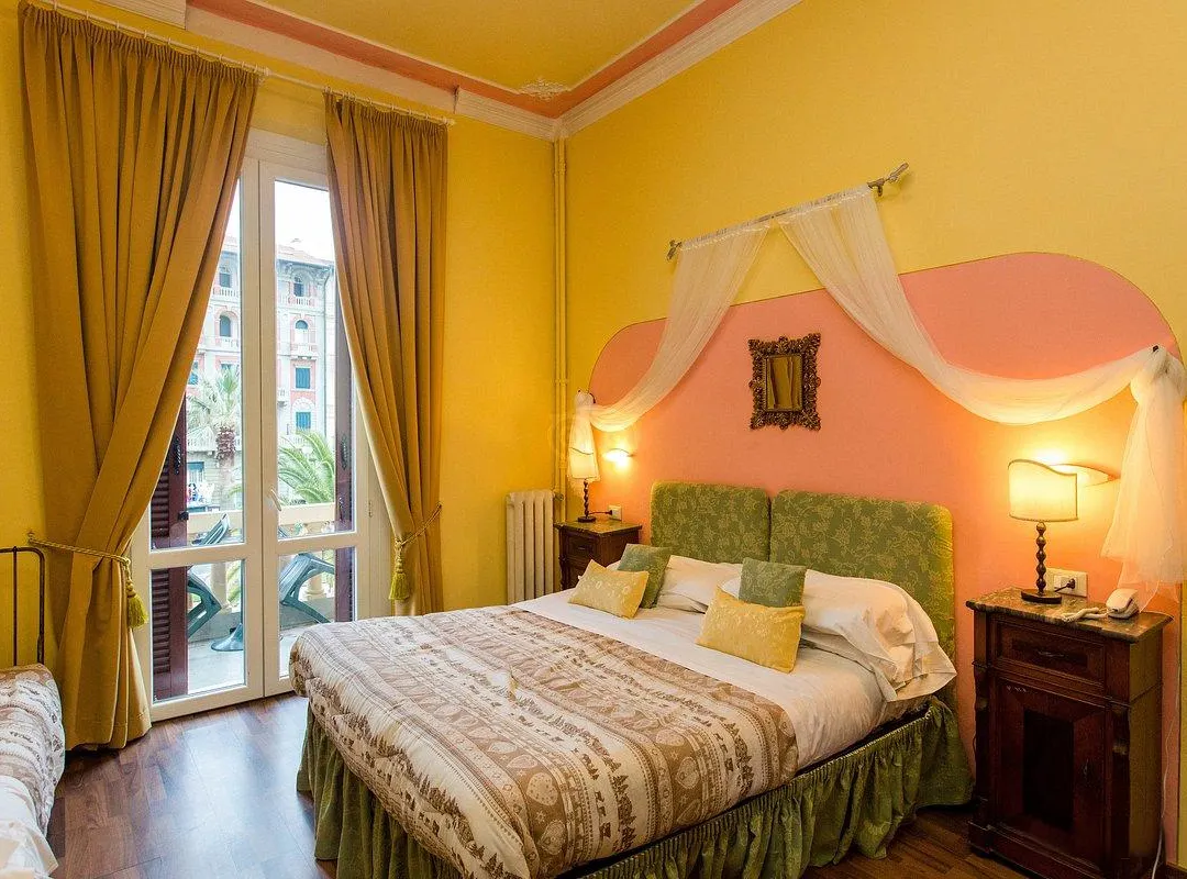 Viareggio Old Style Sea View - Виареджо