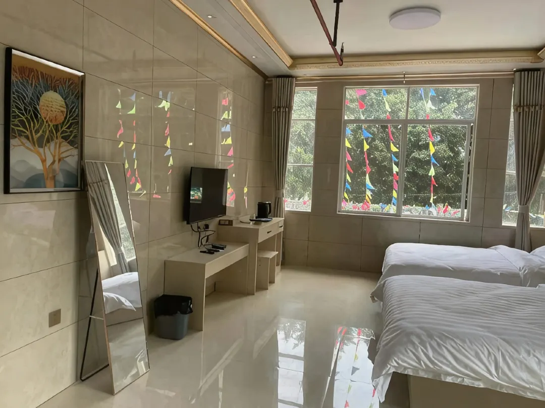 Baise Xinyi Hotel - Baise