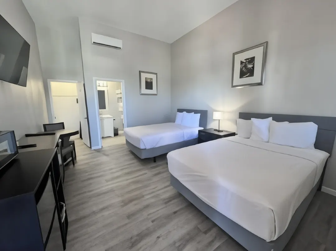 John's Pass Hotel - Redington Beach, FL