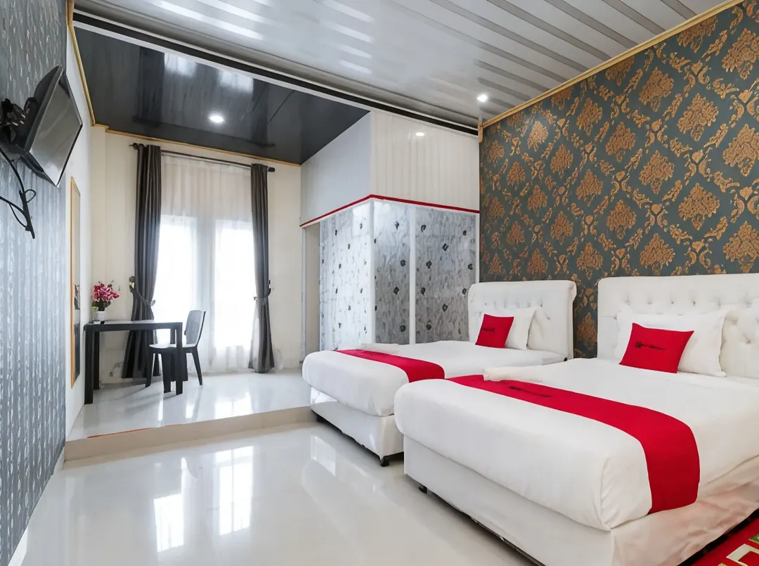 Reddoorz Syariah Near Minangkabau International Airport - Padang