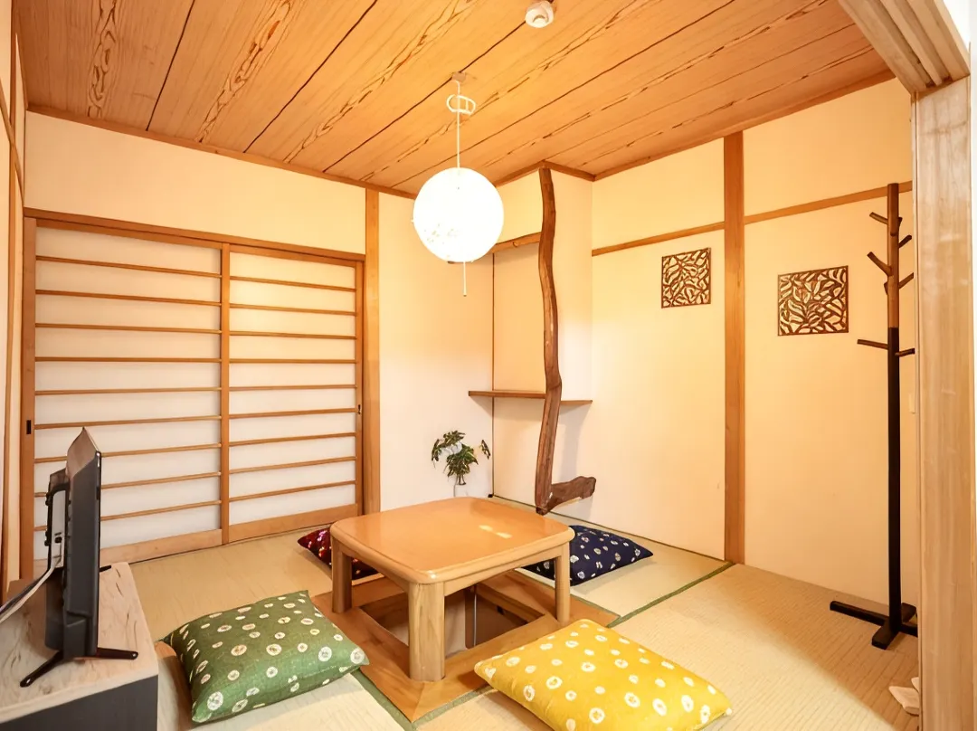 Max 8 People/private Home/5 Min Walk From Station/10 Min To Namba/wi-fi/osaka Trip - Osaka