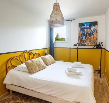 Elegant 2 Bedroom Triplex With Parking Honfleur - Honfleur