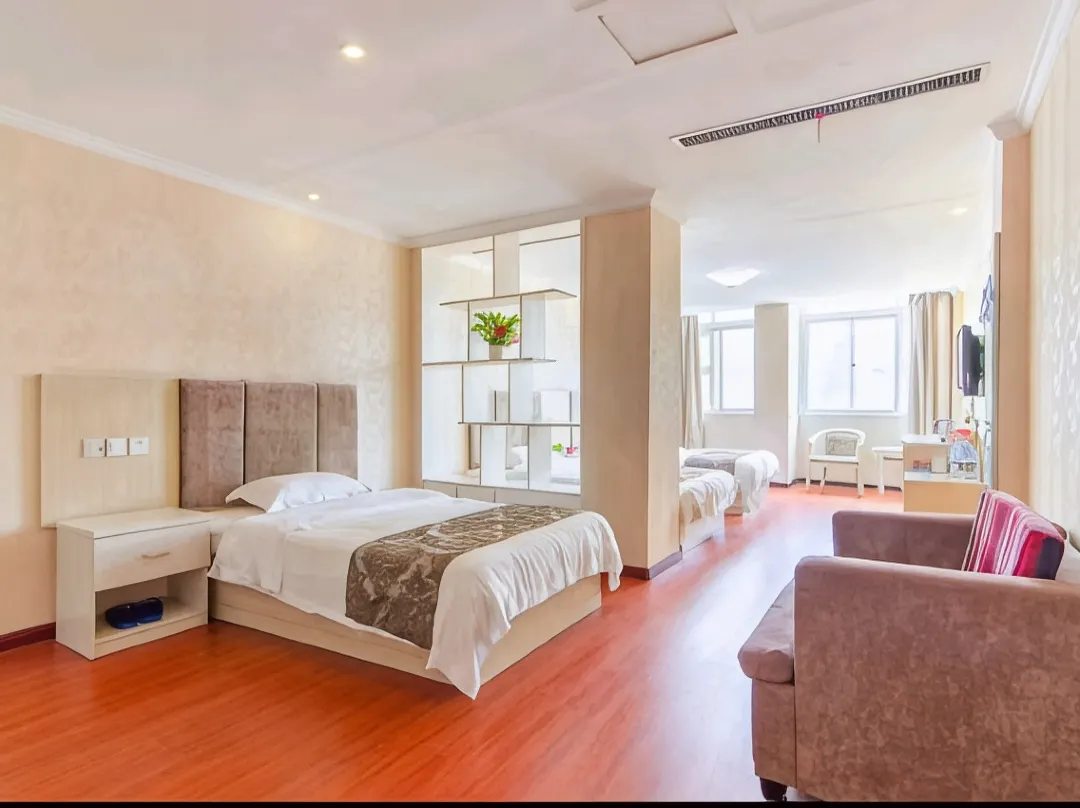 Naya Express Hotel - Xinyang
