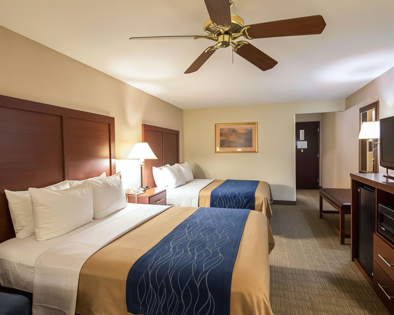 Wingate by Wyndham Anchorage Downtown/Ship Creek Reviews: 102 Verified ...