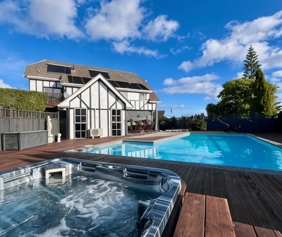 Tudor Manor Bed & Breakfast - Paraparaumu