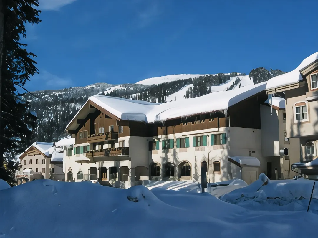 Sun Peaks Lodge - Sun Peaks