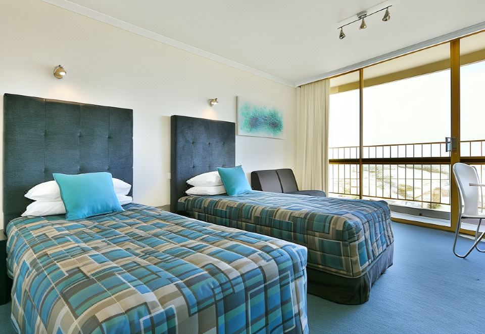 Atlantic Tower Motor Inn,Glenelg - Updated Prices & Hotel Reviews 2024 ...