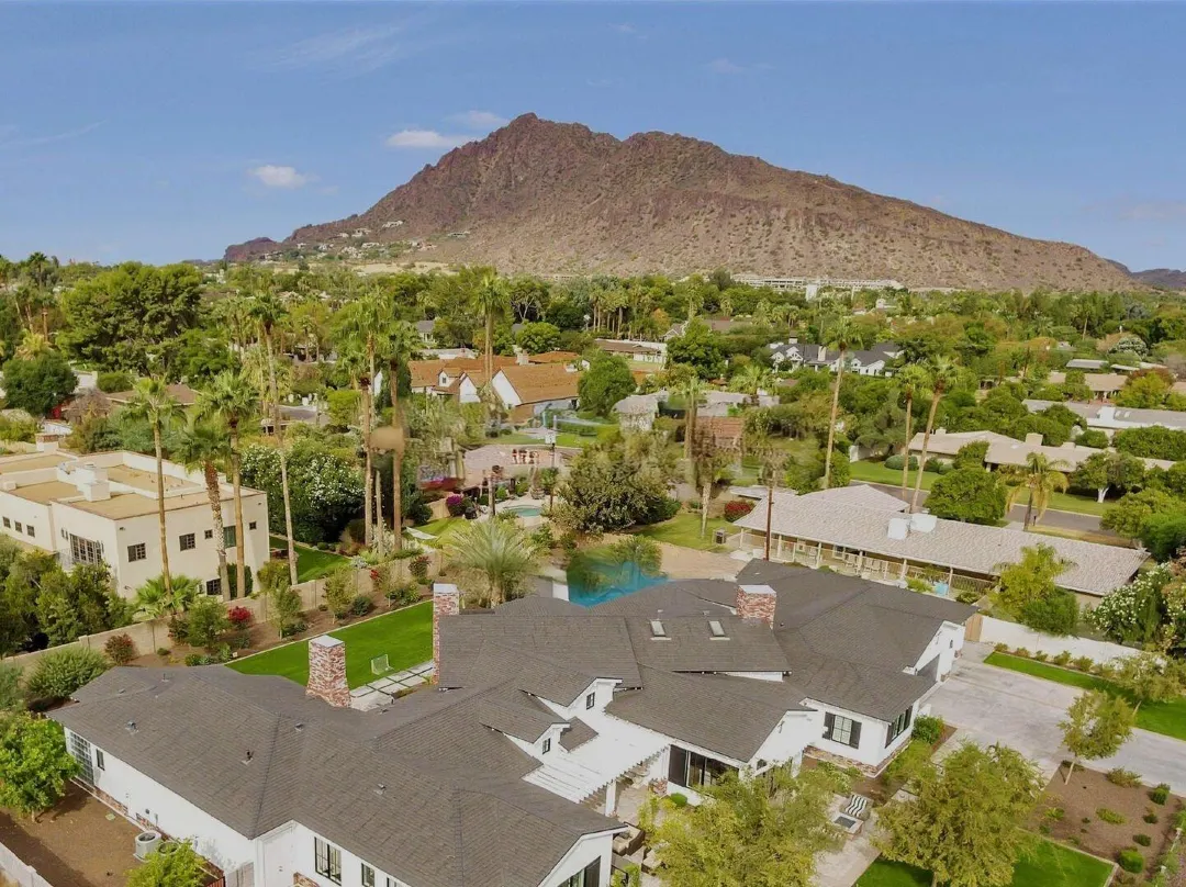 Luxurious Retreat With Hot Tub And Clubhouse - Stunning Oasis - Scottsdale, AZ