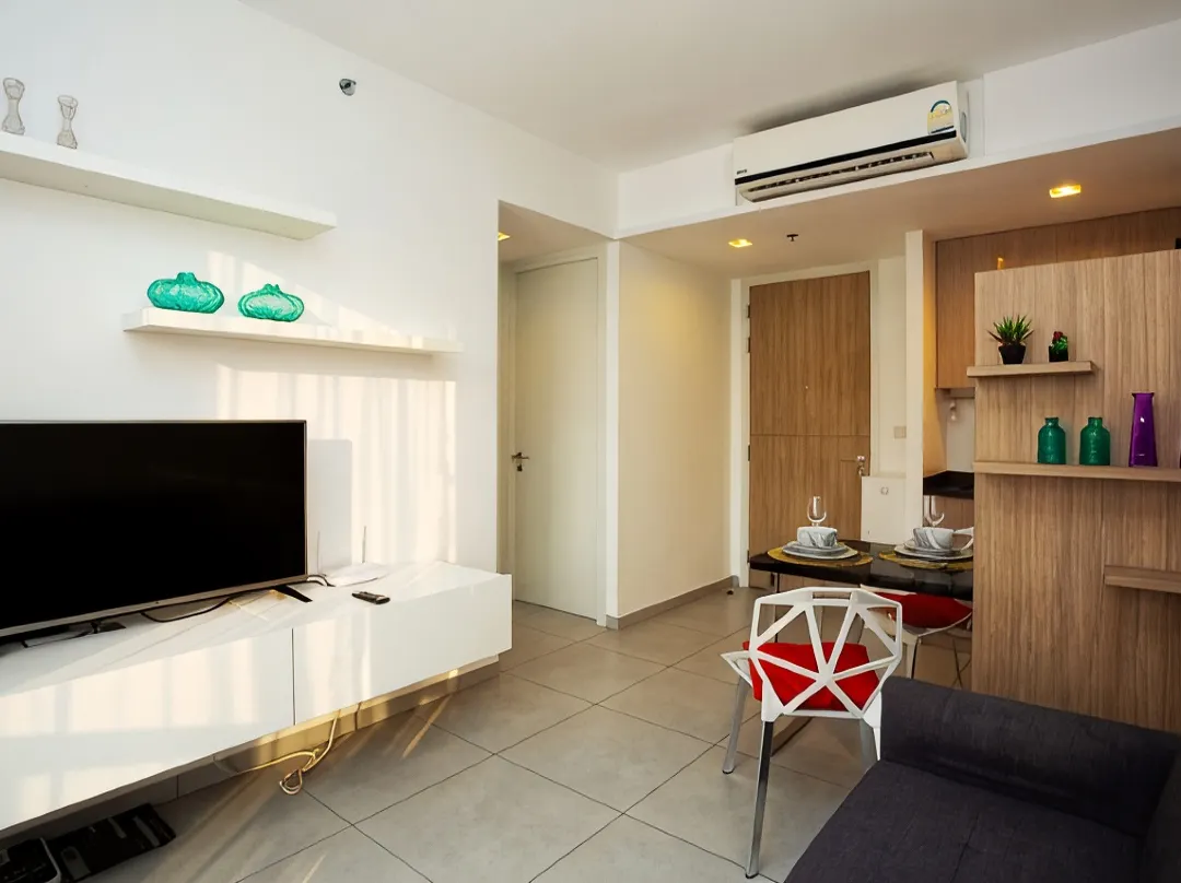 Unixx Phratumnak Stylish 1-br Free Electricity - Pattaya City