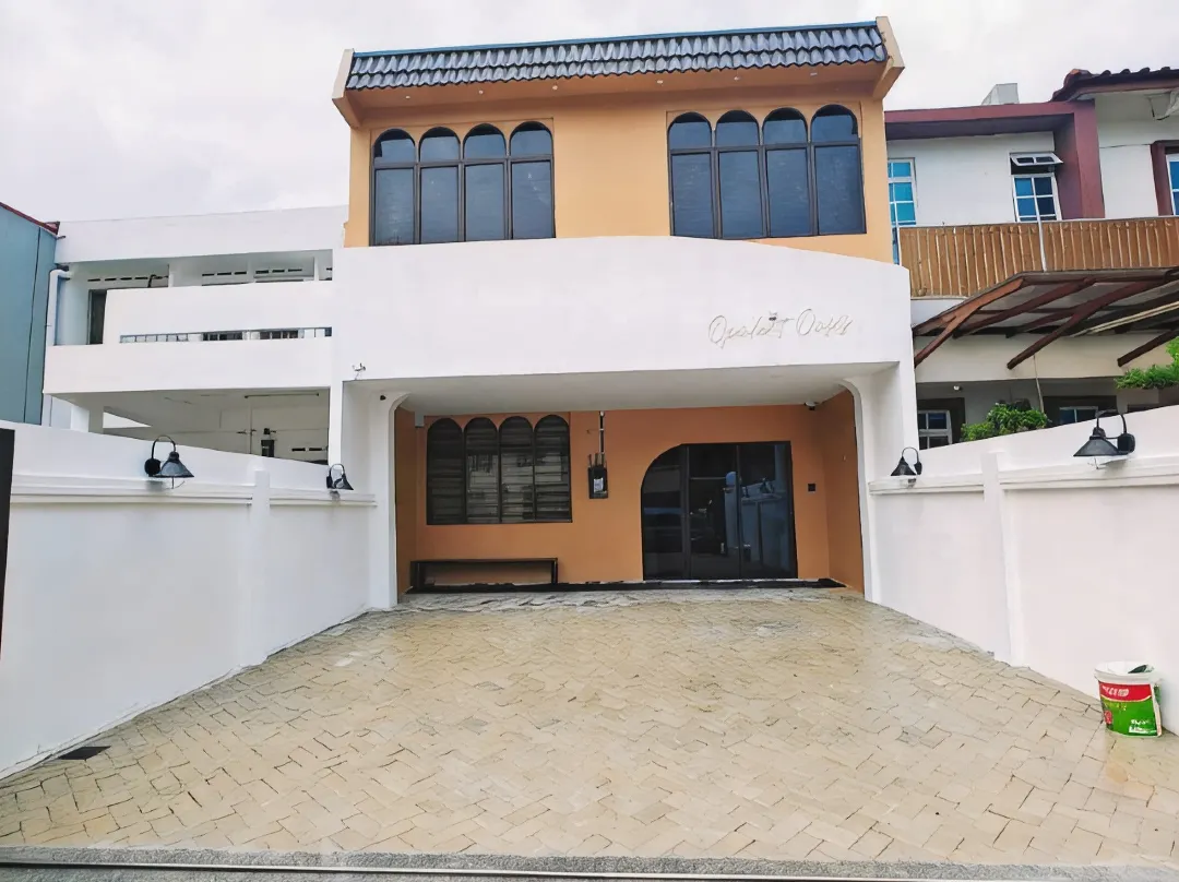 Opulent Oasis/ktv/pool Table/jb Town Area/12 Pax - Johor Bahru