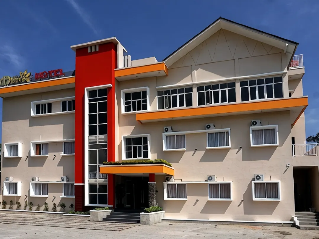 New D'dhave Hotel - Padang