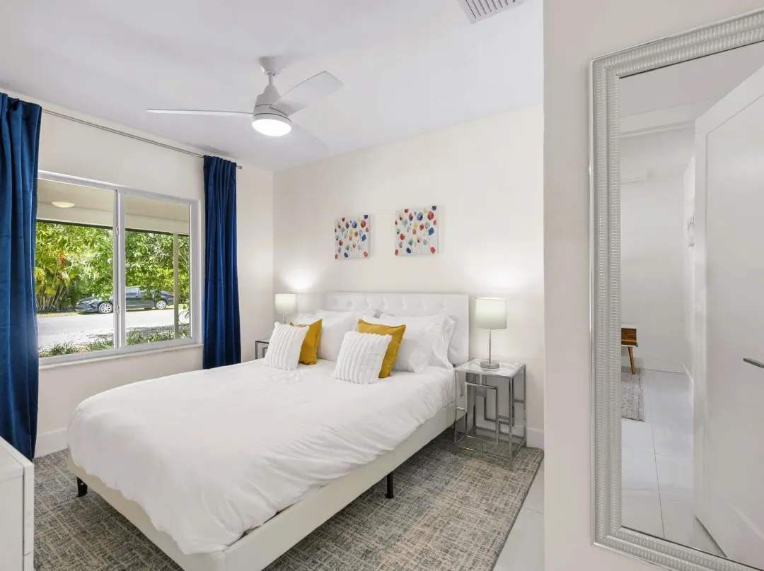 Bnb Hyperion | Sunny 1br Haven Near The Beach - Dania Beach, FL