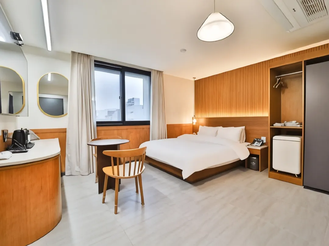Hound Hotel Daegu Seongseo Branch - Daegu