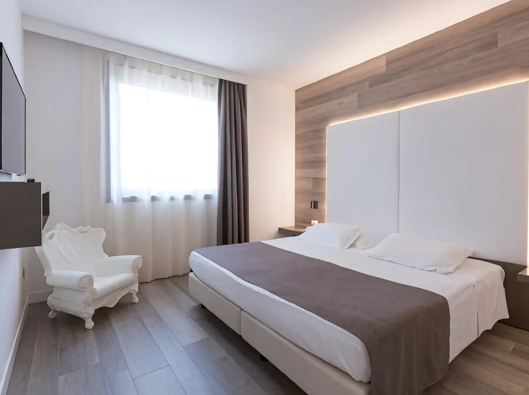 City Hotel & Suites - Foligno